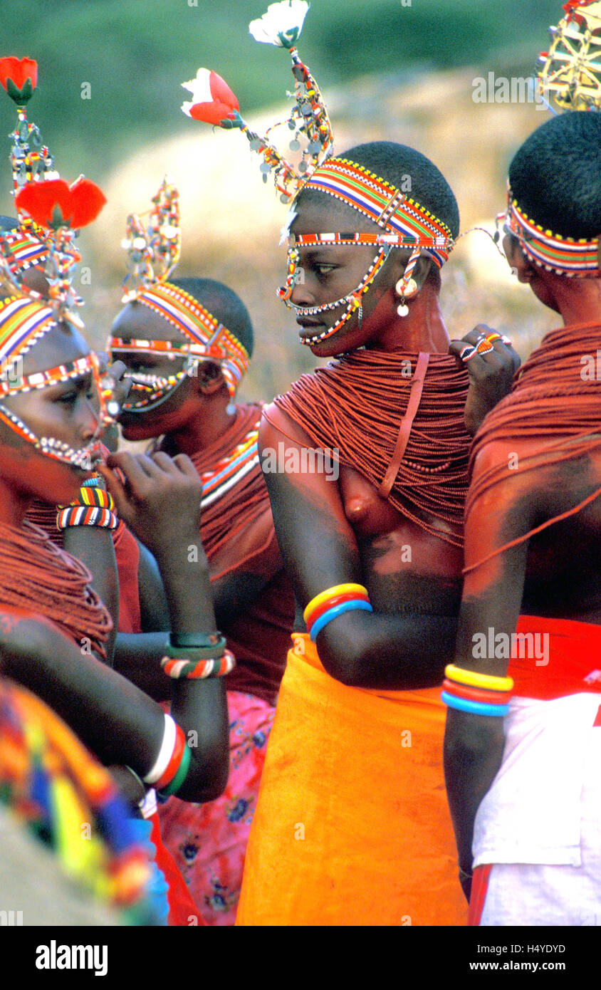 samburu girls at wedding, kenya Stock Photo - Alamy