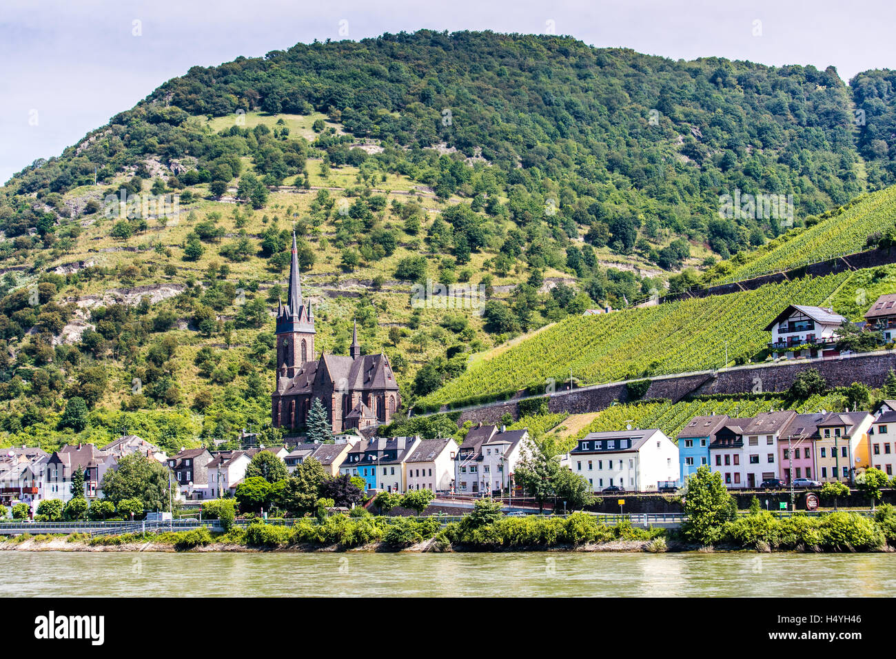 Pretty village with houses and church, Rhine Gorge, Germany, Europe ...