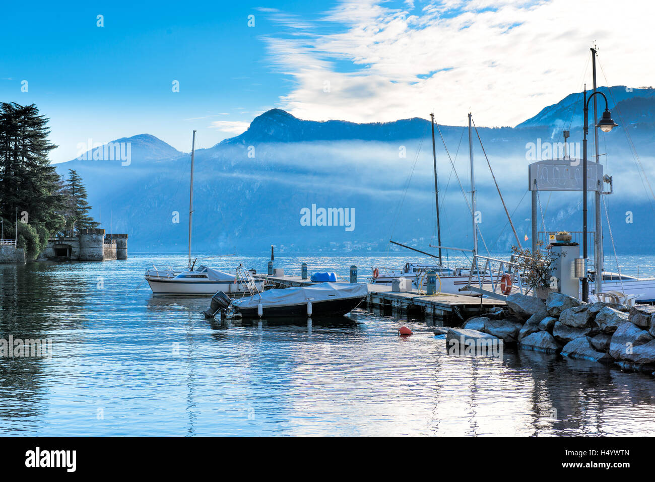 Dock boats at Lake Como Italy Stock Photo - Alamy