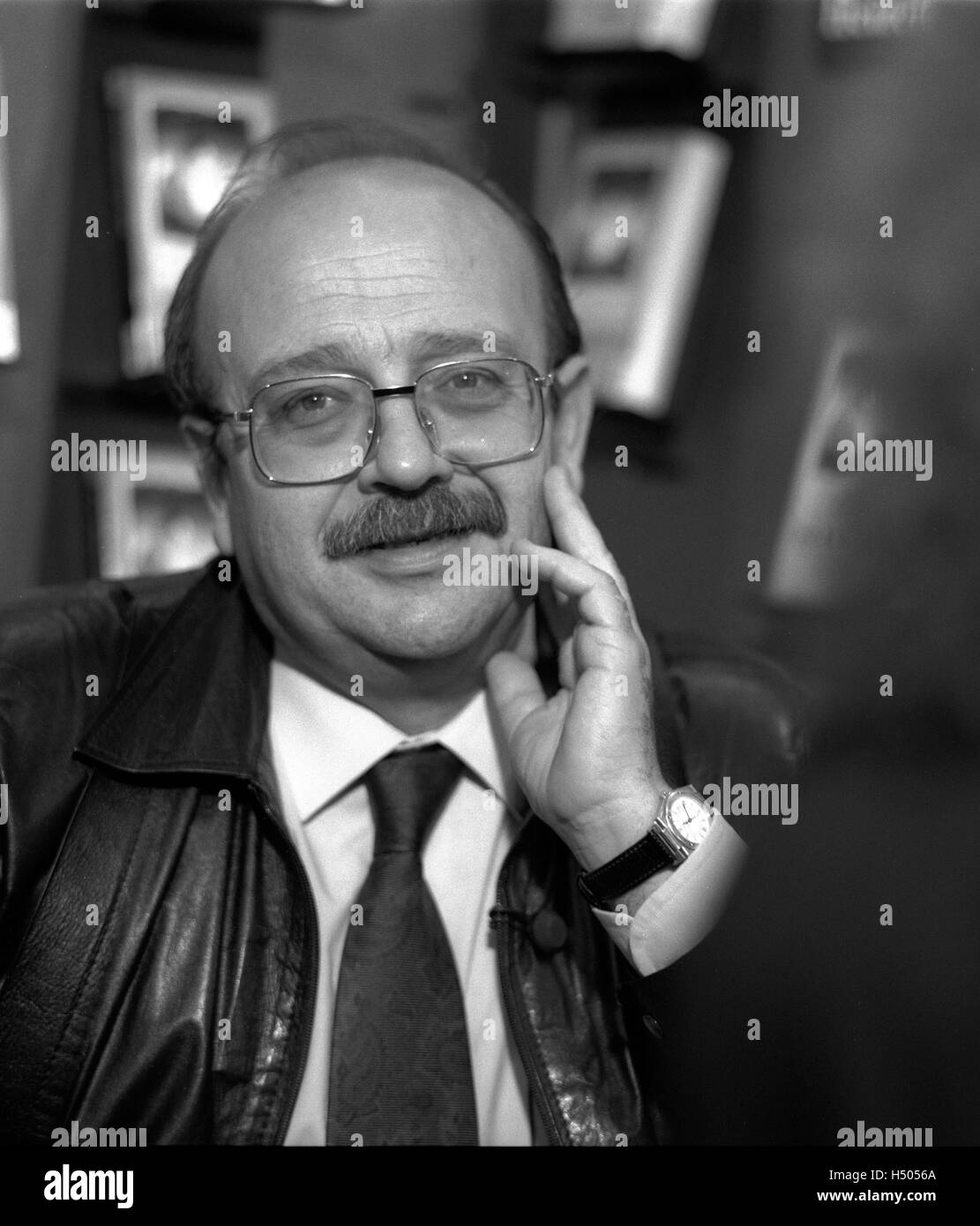 Manuel Vasquez Montalban, 1991 Stock Photo - Alamy