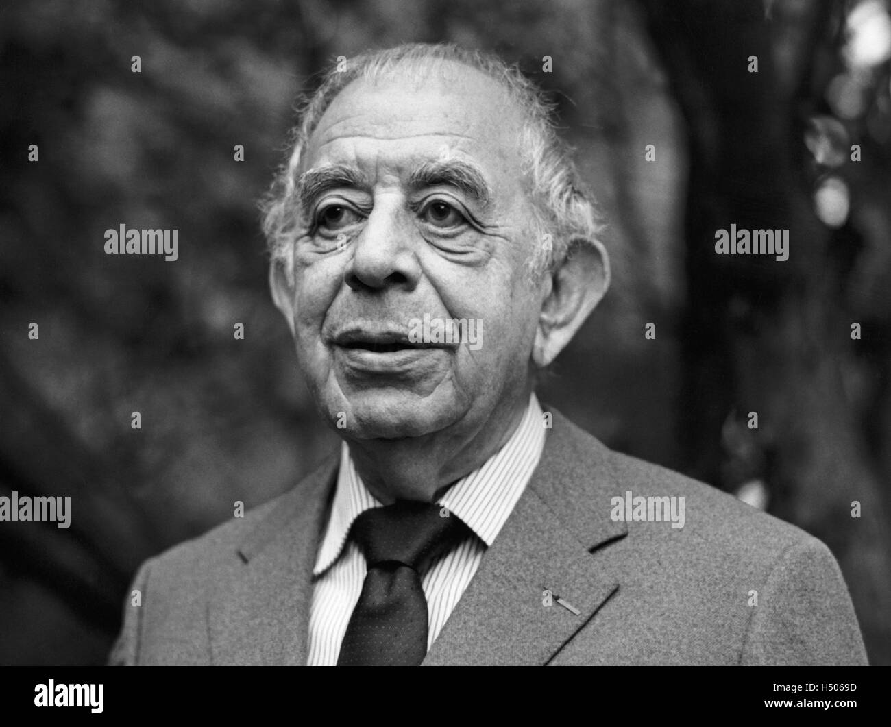 Alphons hi-res stock photography and images - Alamy