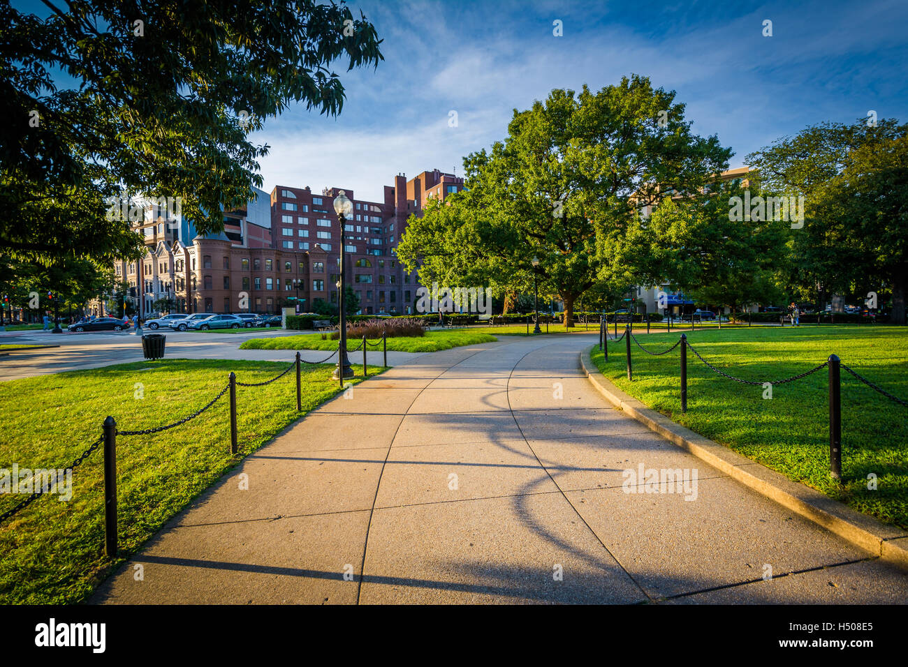 Walkway at Washington Circle in Washington, DC Stock Photo - Alamy