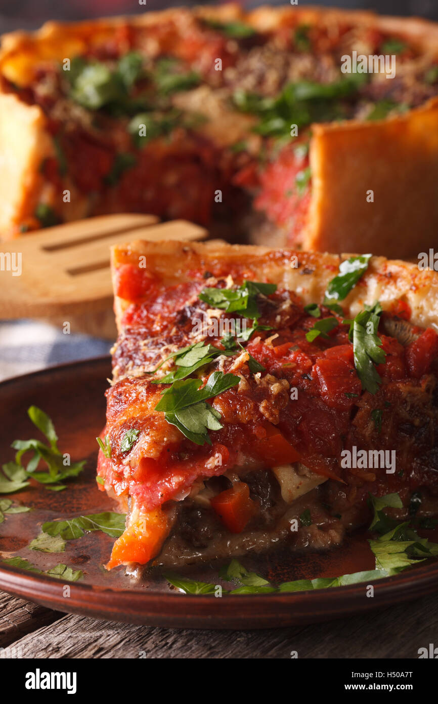 Deep dish pizza slice hi-res stock photography and images - Alamy