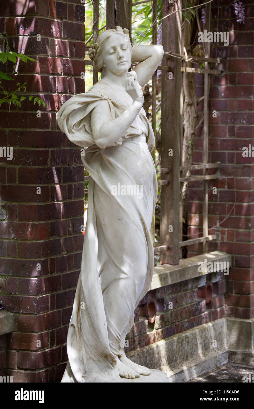 New Zealand Garden Sculpture Stock Photos & New Zealand Garden ...