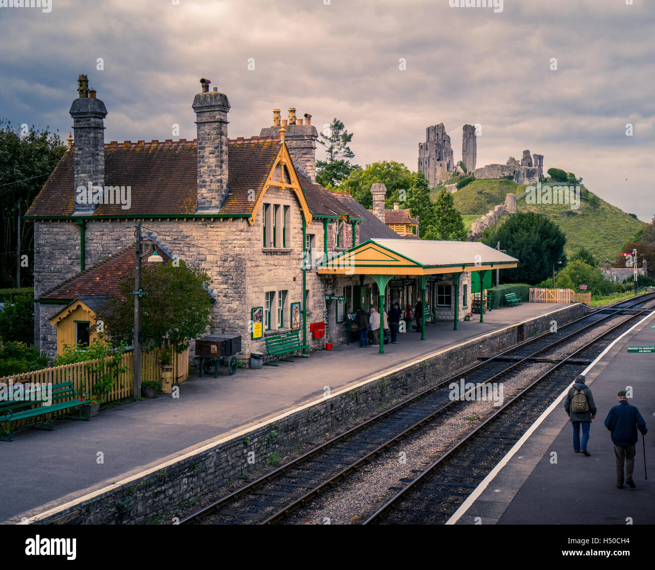 CORFE CASTLE Stock Photo - Alamy