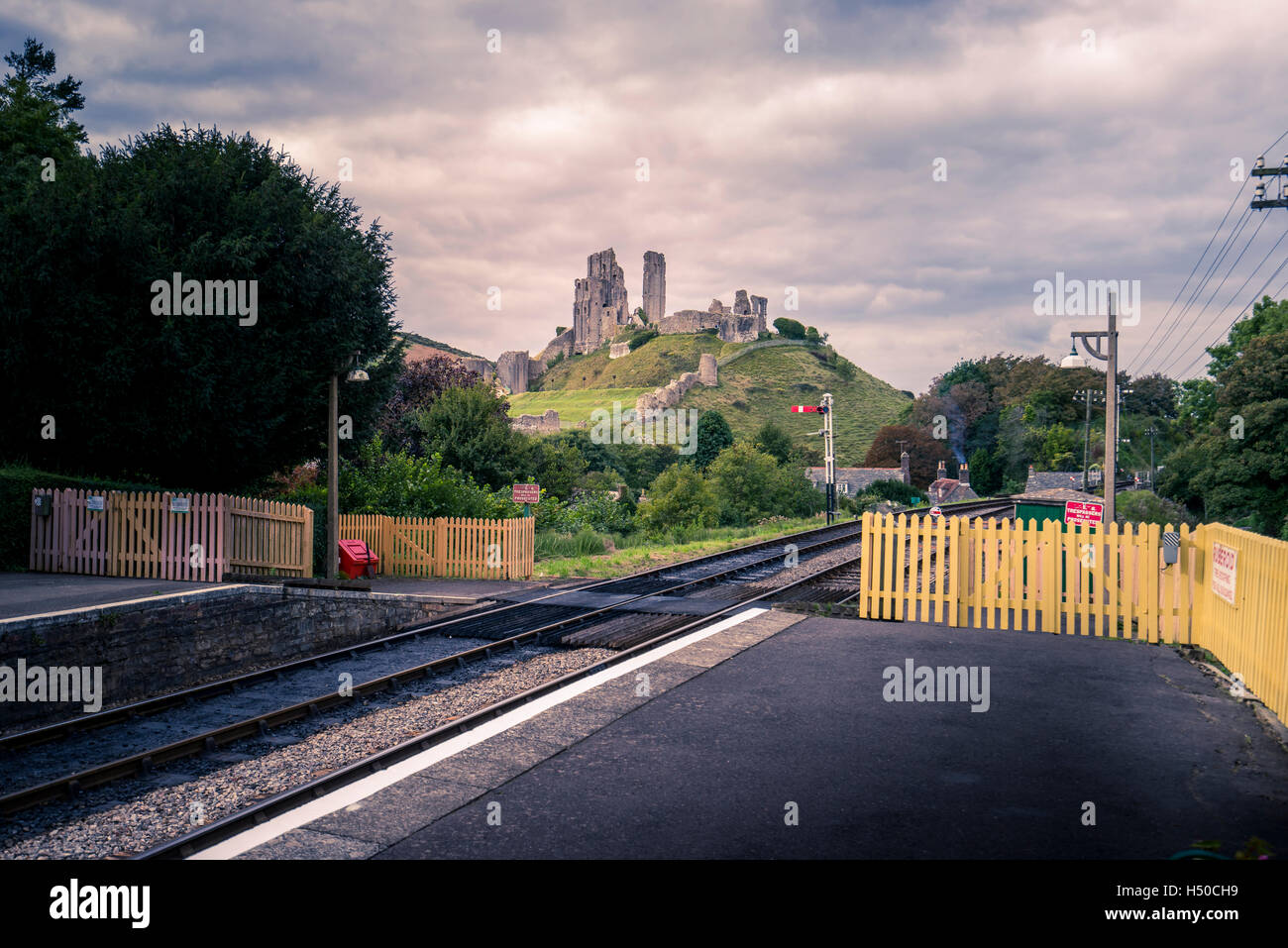 CORFE CASTLE Stock Photo - Alamy