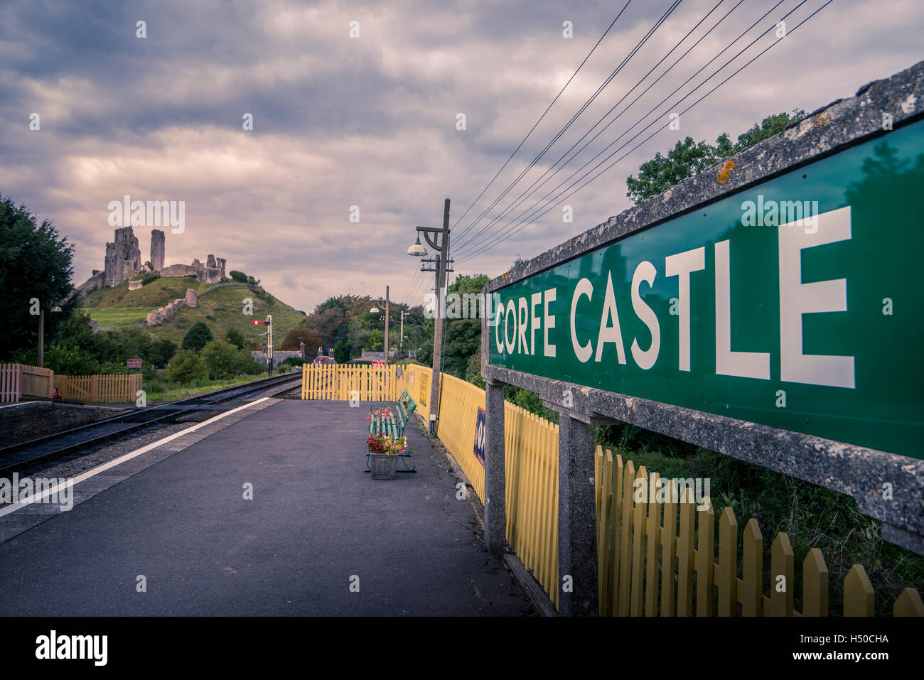 CORFE CASTLE Stock Photo - Alamy