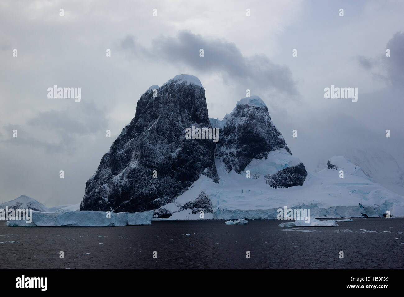 snowy mountains in Antarctica Stock Photo - Alamy