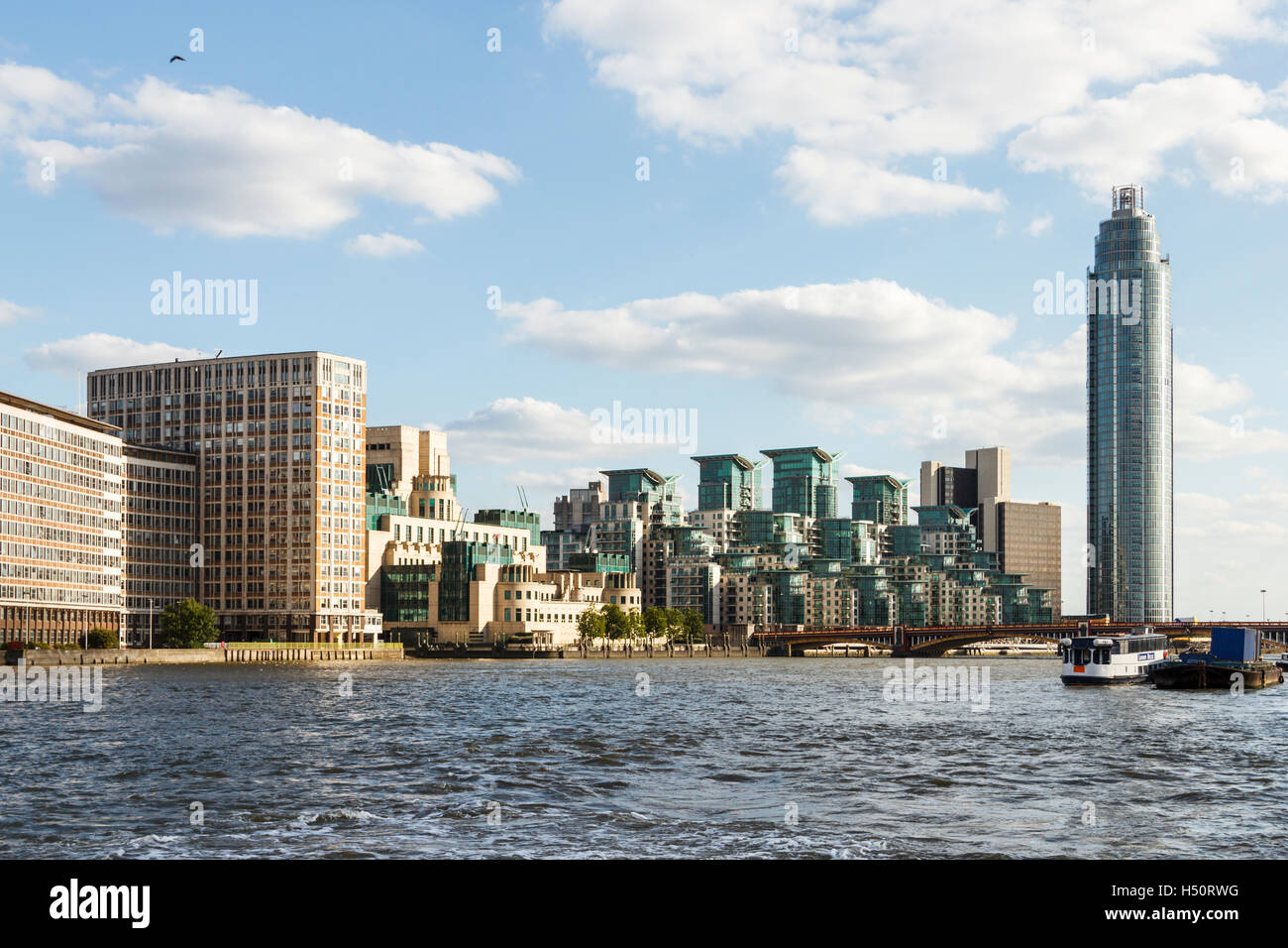 England london vauxhall albert hi-res stock photography and images - Alamy