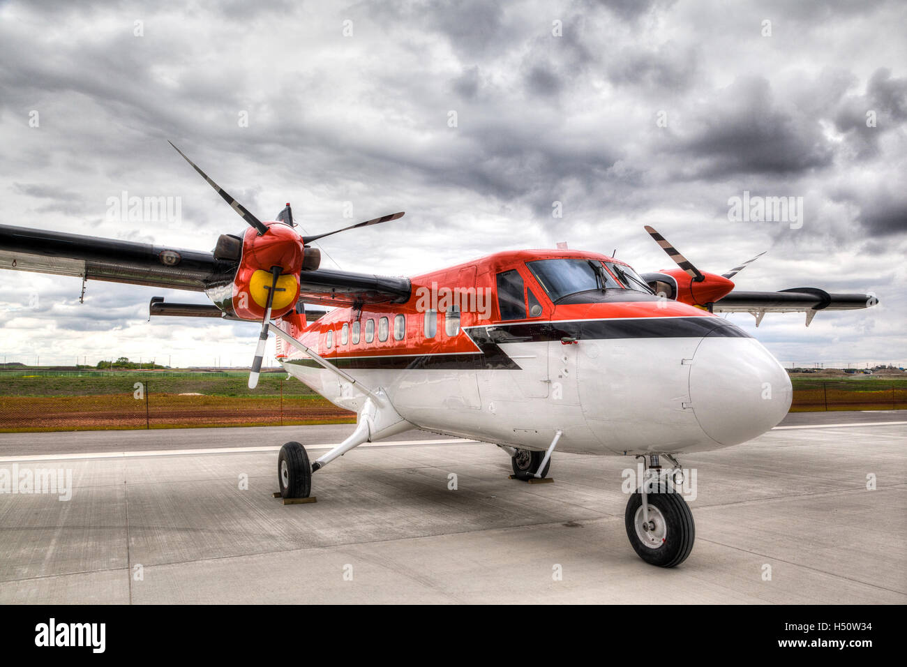 Vintage plane propeller hi-res stock photography and images - Alamy