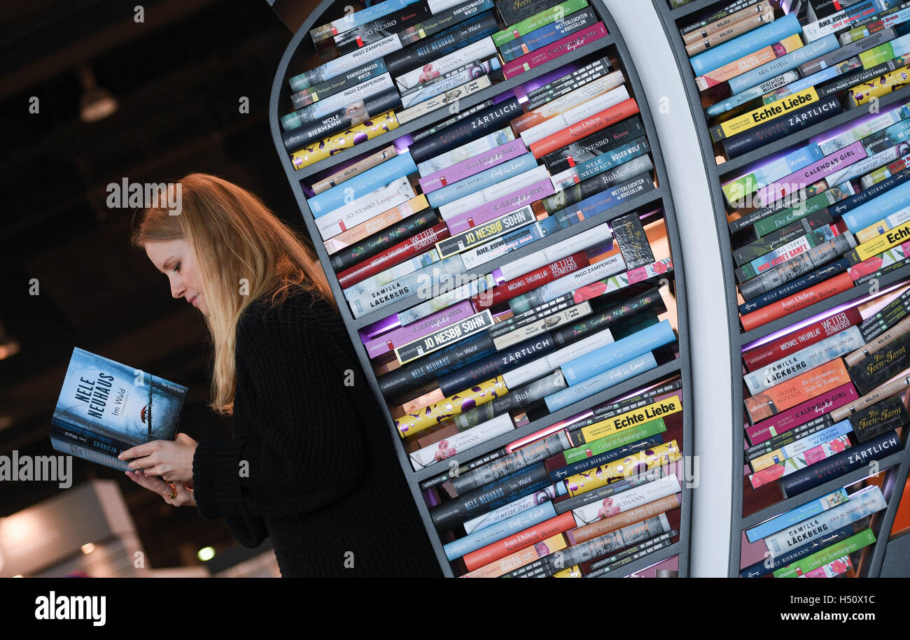 Frankfurt, Germany. 18th October, 2016. Anne Christmann leafs through ...