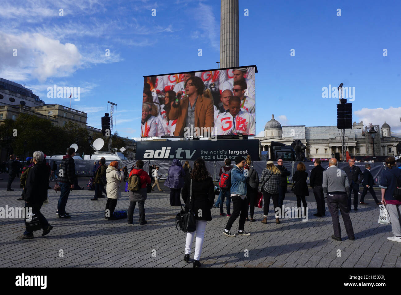 London, England,UK. 18th Oct 2016: Thousands attend the Olympic Parade ...