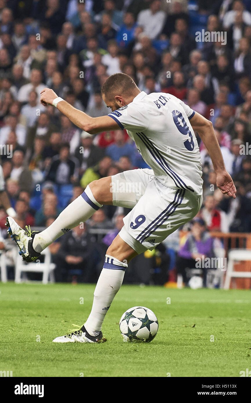 Madrid, Spain. 18th Oct, 2016. Karim Benzema (forward; Real Madrid) in ...