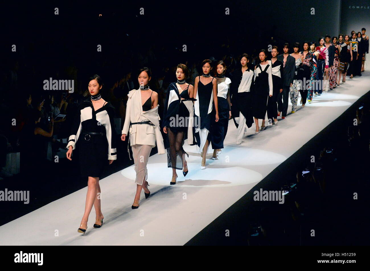 Shanghai, China. 18th Oct, 2016. Models present creations by designer ...