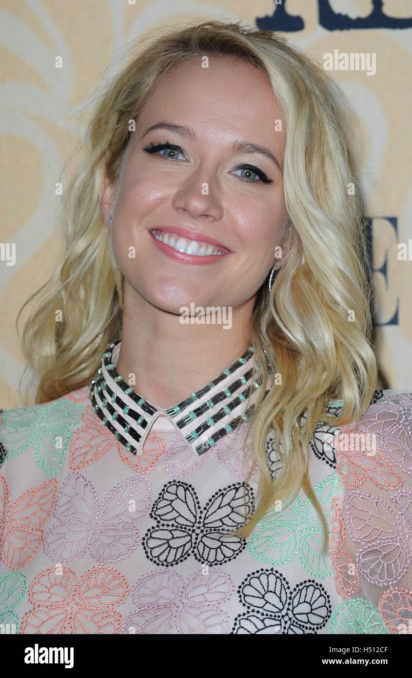 New York, NY, USA. 18th Oct, 2016. Anna Camp at arrivals for GOOD GIRLS ...
