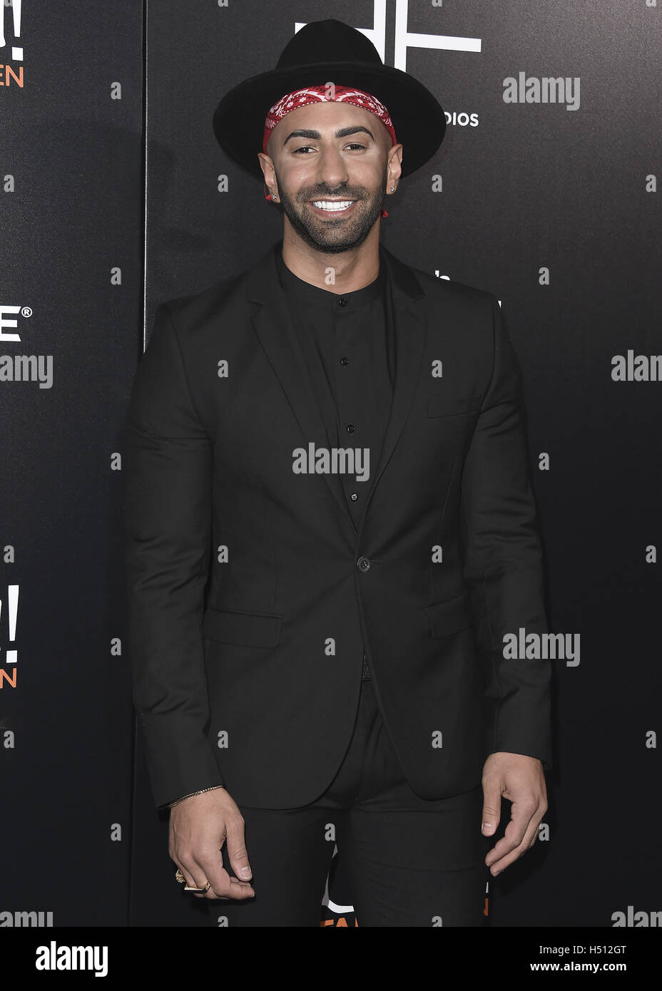 Hollywood. 17th Oct, 2016. Yousef Erakat at the world premiere of Tyler ...