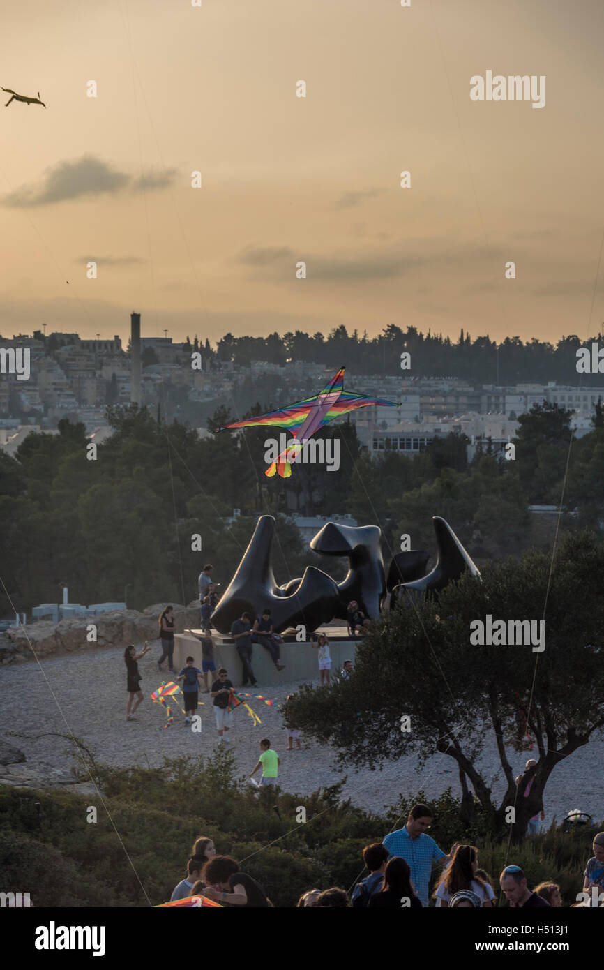 Jerusalem, Israel. 18th October, 2016. The Annual Kite Flying festival ...