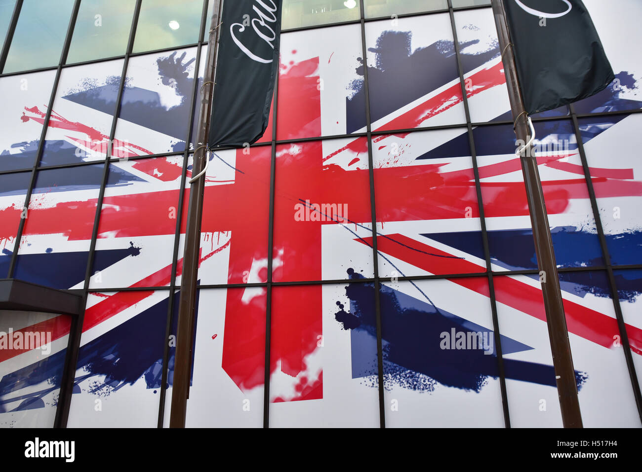 Coutts bank the strand hi-res stock photography and images - Alamy