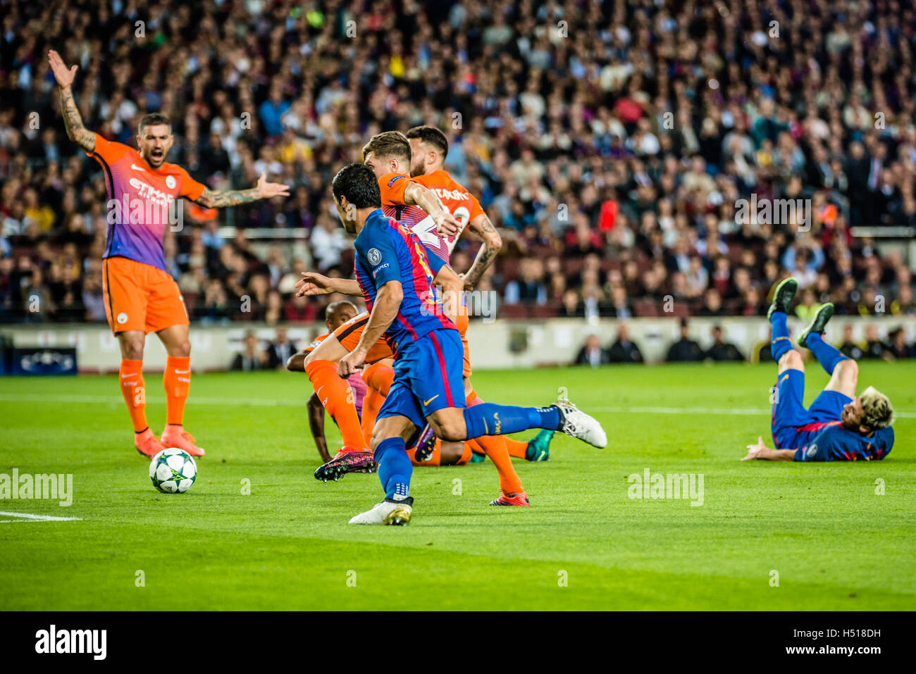 Barcelona, Catalonia, Spain. 19th Oct, 2016. FC Barcelona forward ...