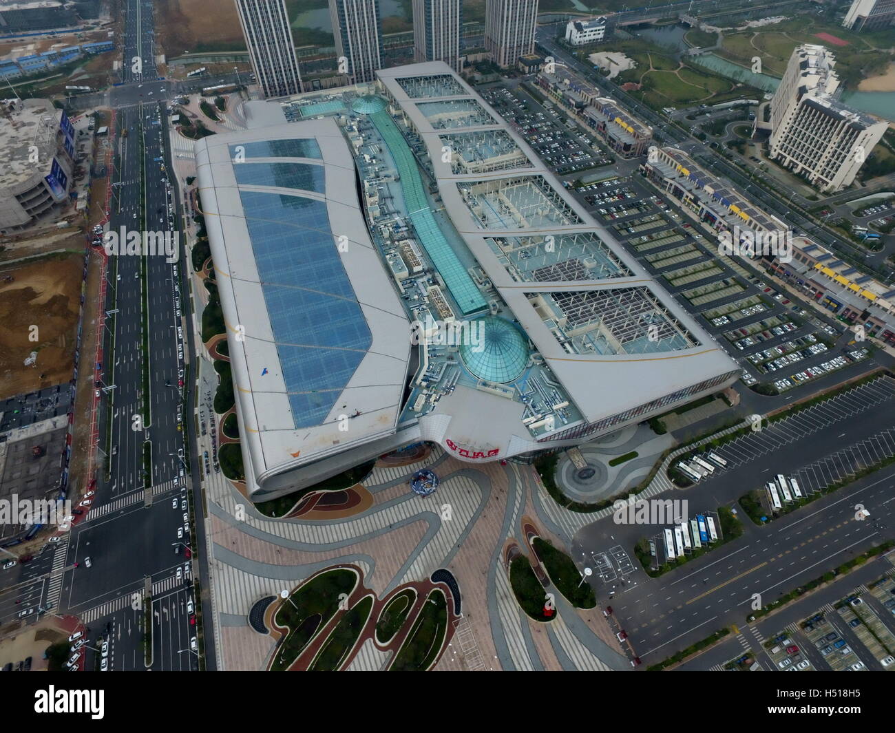 Drum shaped building hi-res stock photography and images - Alamy