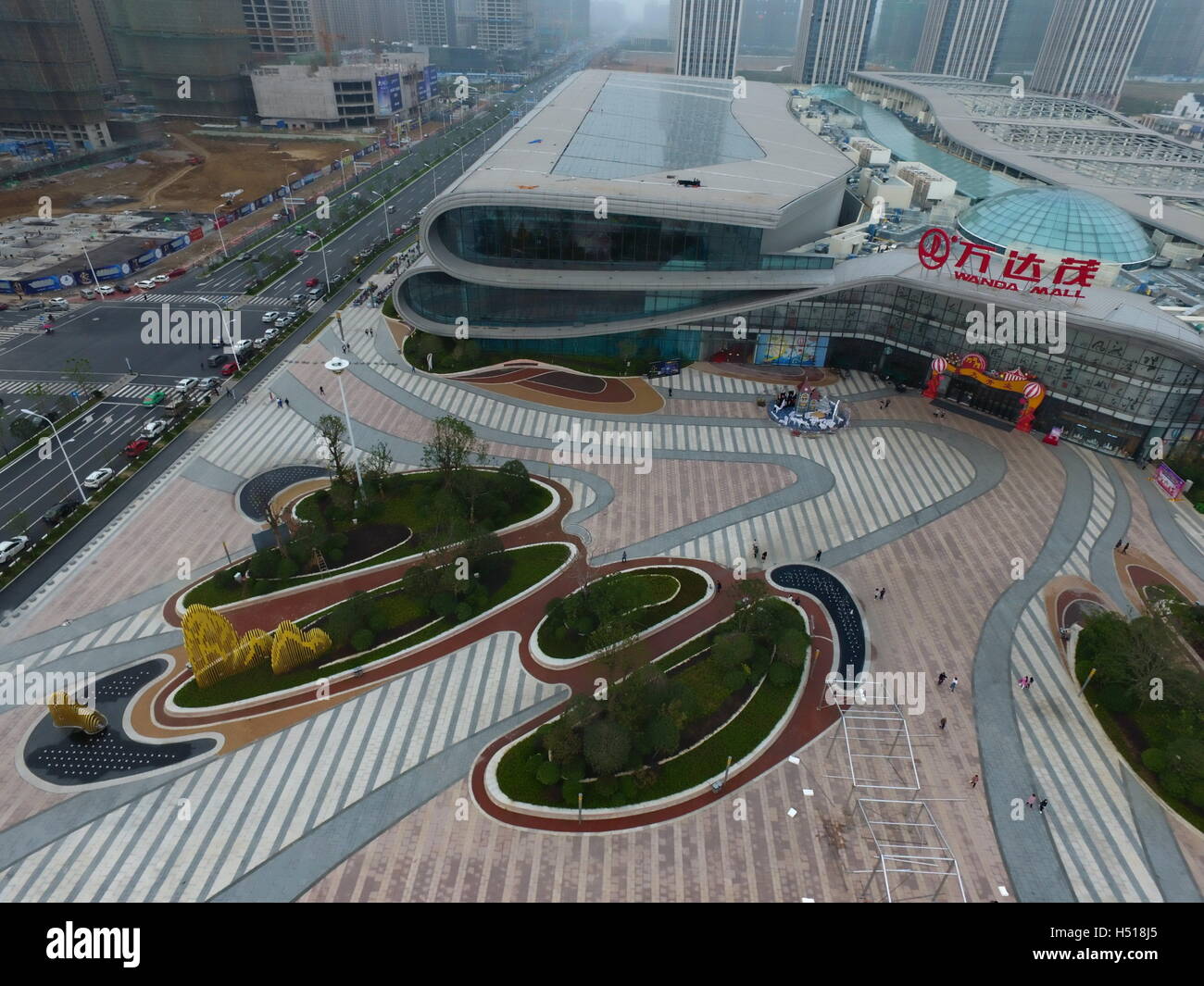 Drum shaped building hi-res stock photography and images - Alamy