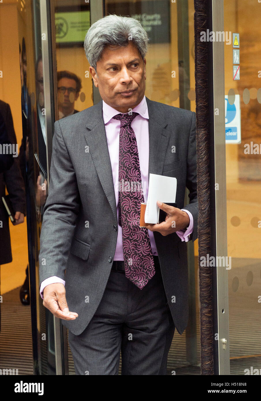 High Court Fetter Lane Pic Shows Restauranter Des Gunewardena high-court-fetter-lane-pic-shows-restauranter-des-gunewardena