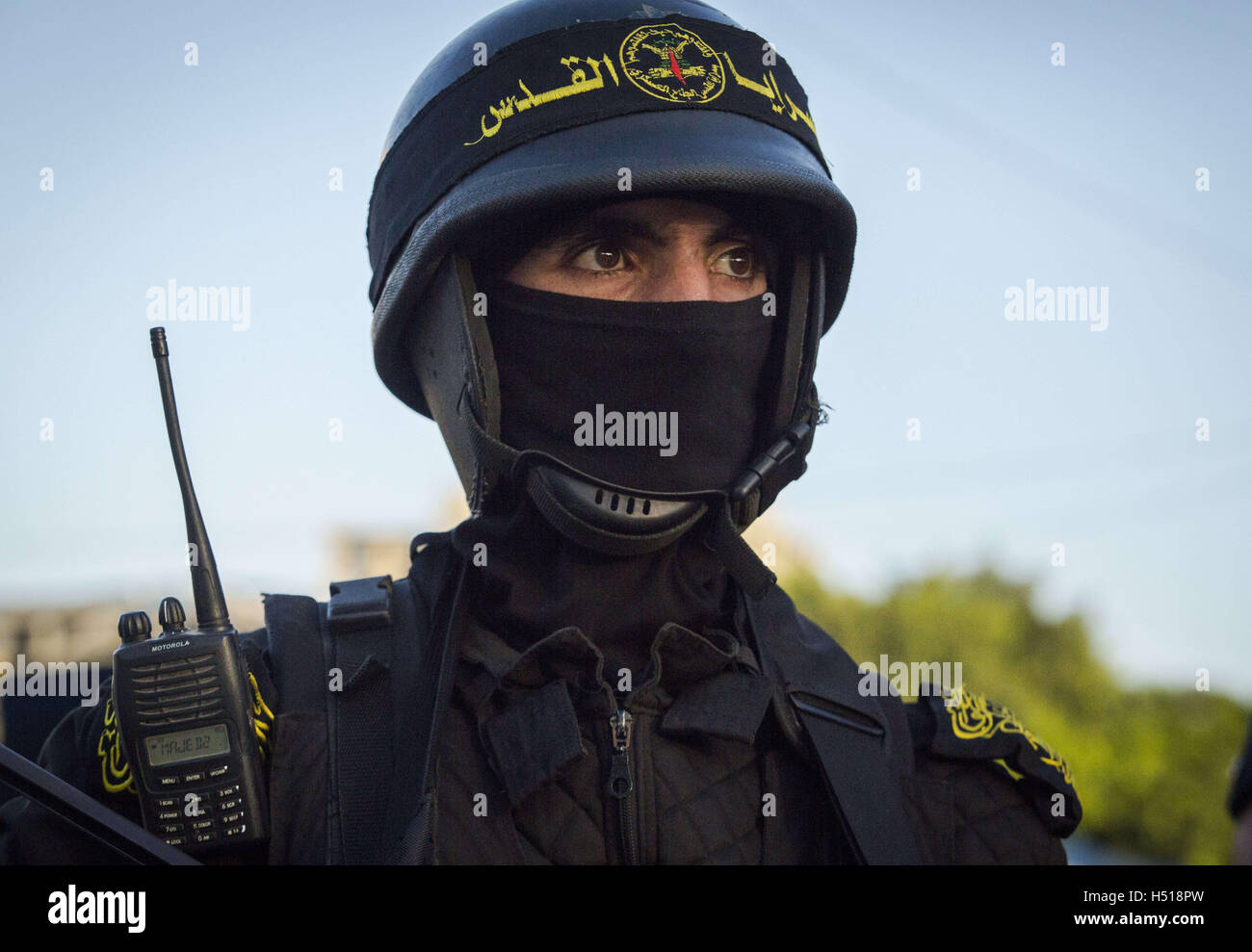 Gaza City, The Gaza Strip, Palestine. 19th Oct, 2016. Masked Islamic ...