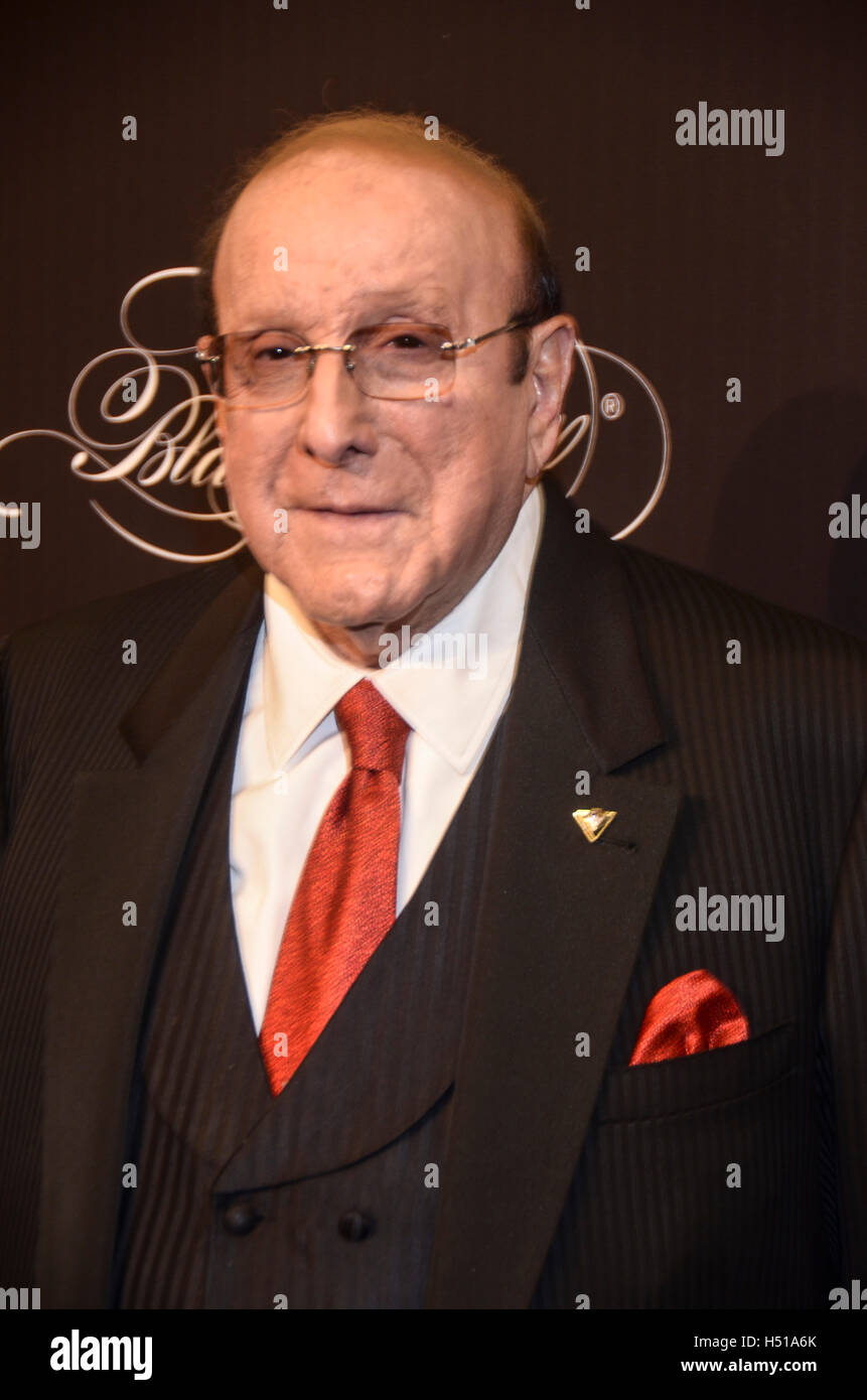 NEW YORK, NY - OCTOBER 19:Clive Davis attends the Keep a Child Alive's ...