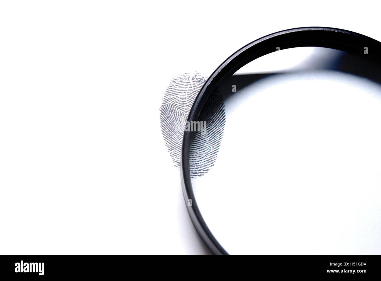 Magnifier and fingerprint hi-res stock photography and images - Alamy