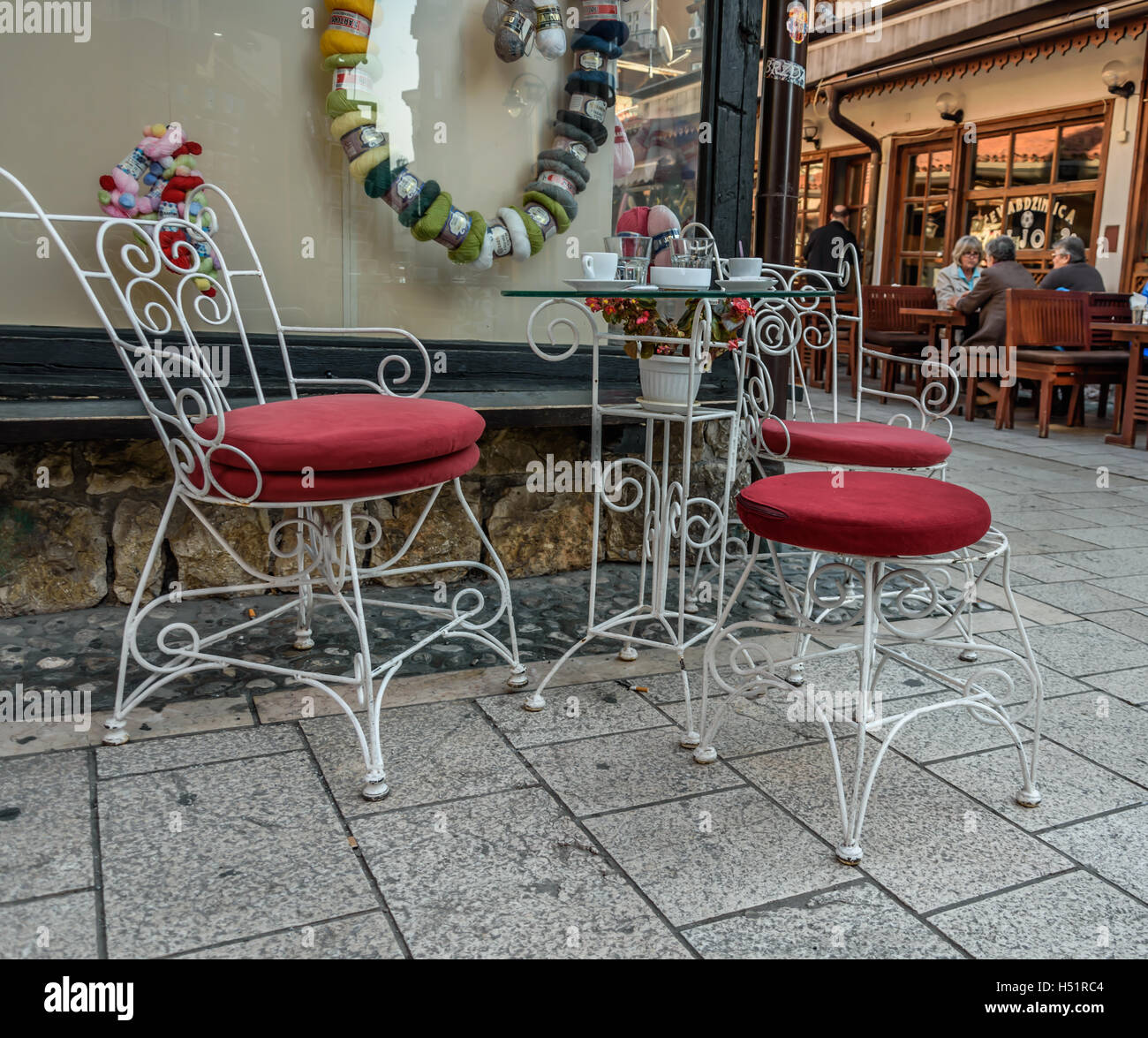 Coffee table corner hi-res stock photography and images - Alamy