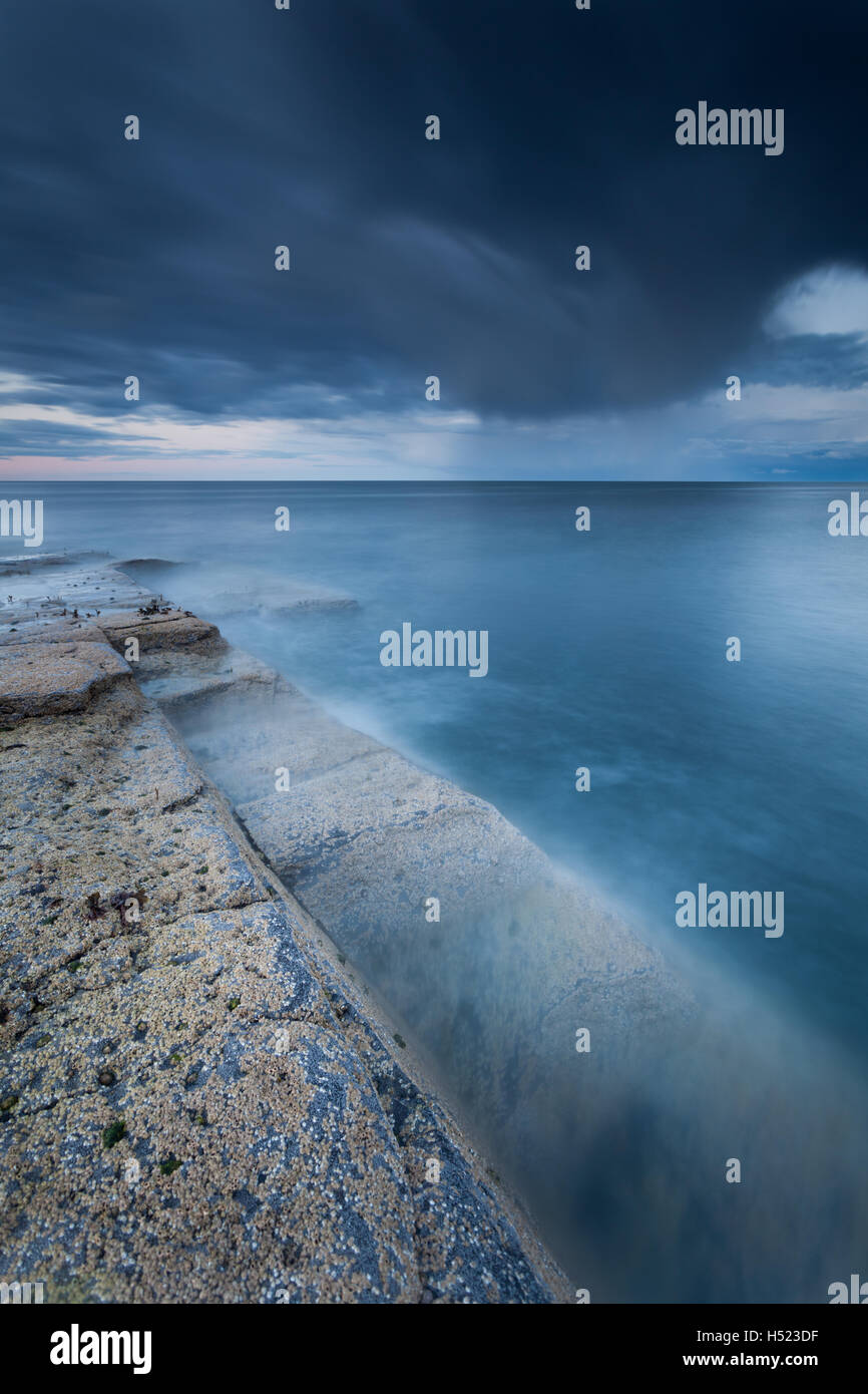 Rocky Outcrop Sea Stock Photos & Rocky Outcrop Sea Stock Images - Alamy