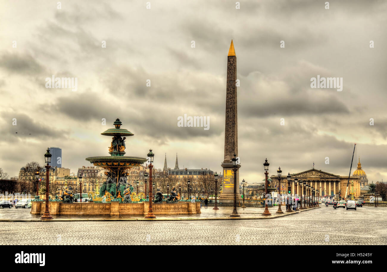 Place de la Concorde with Obelisk of Luxor and fountains - Paris Stock ...
