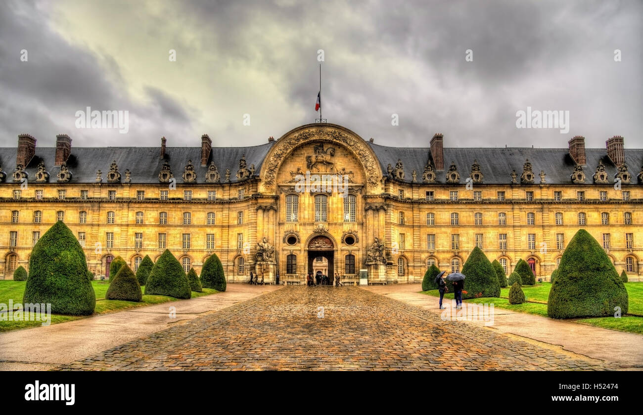 Facade of Les Invalides in Paris, France Stock Photo - Alamy