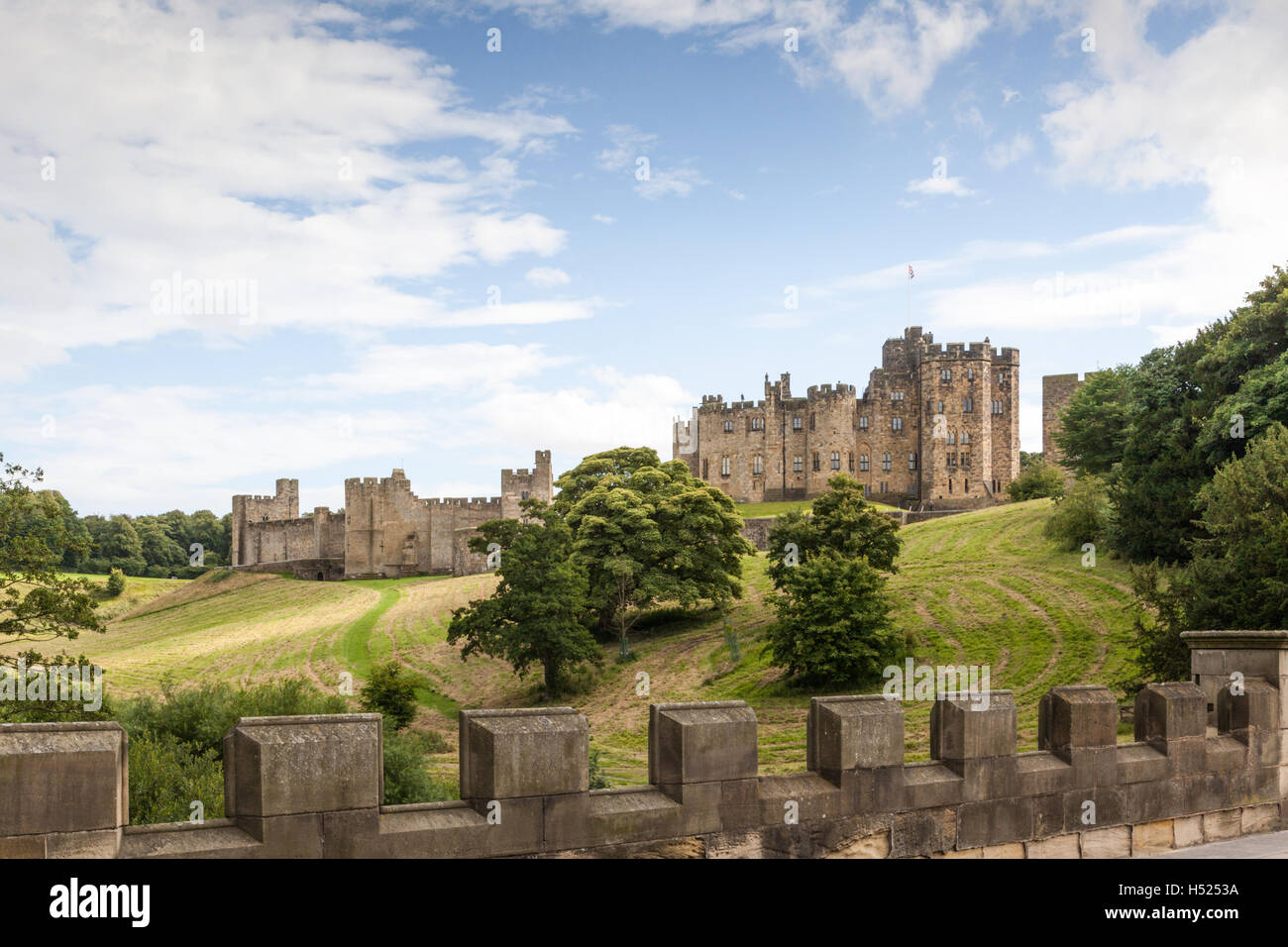 Alnwick Castle, home of the Duke and Duchess of Northumberland, film ...