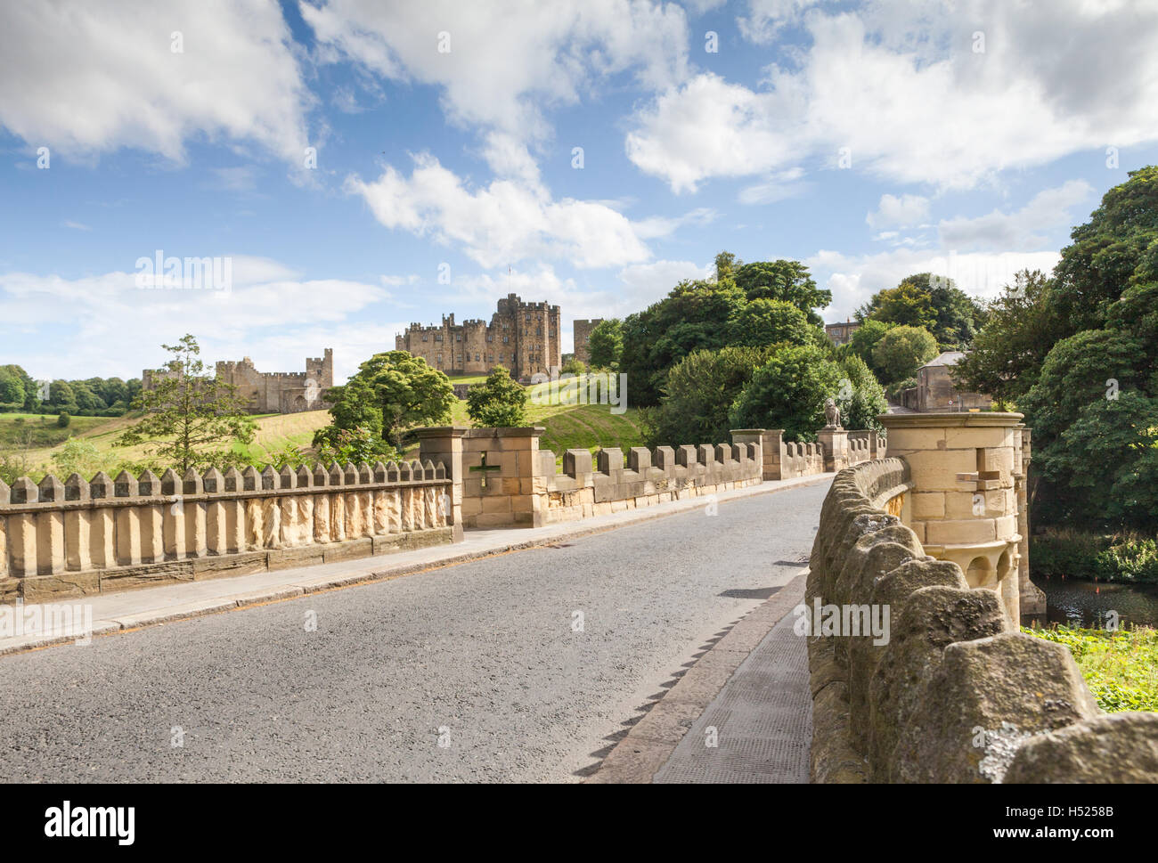 Alnwick Castle, home of the Duke and Duchess of Northumberland, film ...