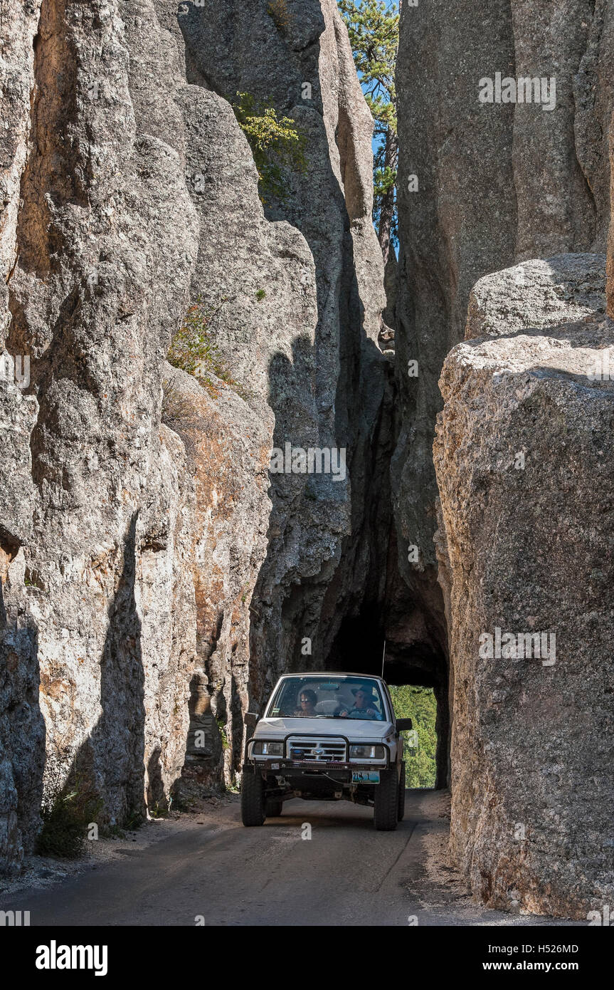 Needles Eye Tunnel, Needles Highway, Custer State Park, South Dakota ...