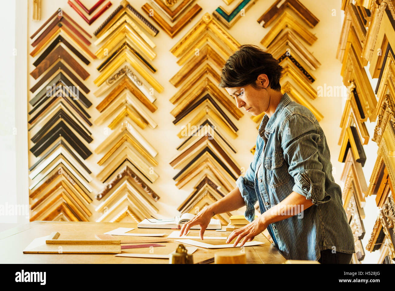 Frames selection hi-res stock photography and images - Alamy