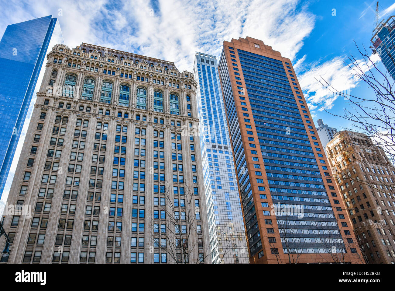 Tall buildings in manhattan hi-res stock photography and images - Alamy