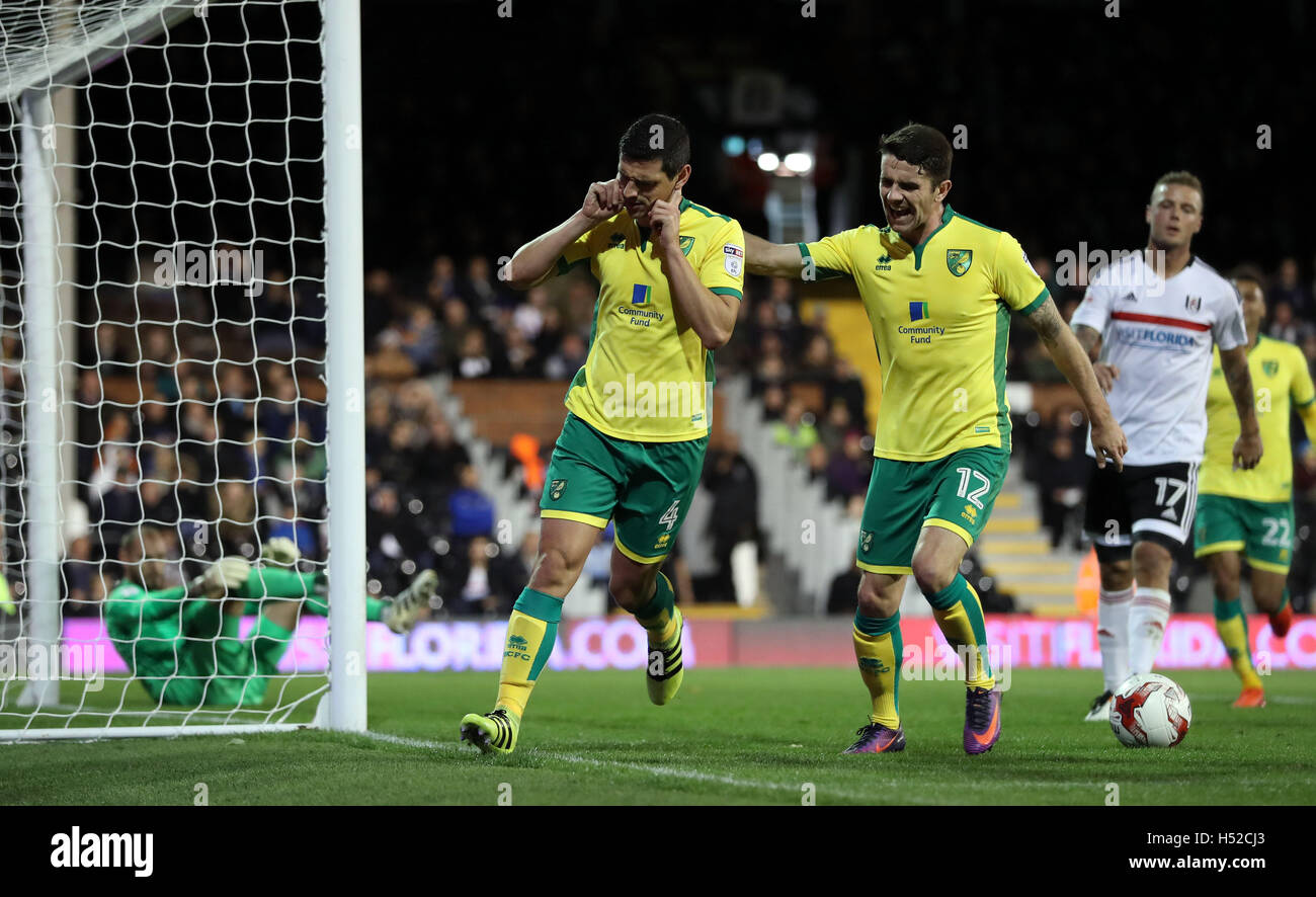 Norwich City's Graham Dorrans (left) celebrates with his team mate ...