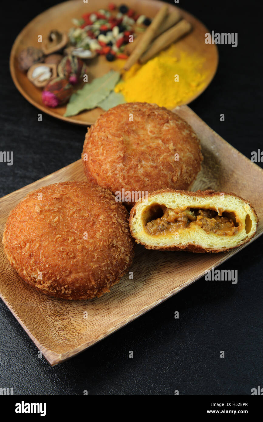 Curry bread tokyo hi-res stock photography and images - Alamy
