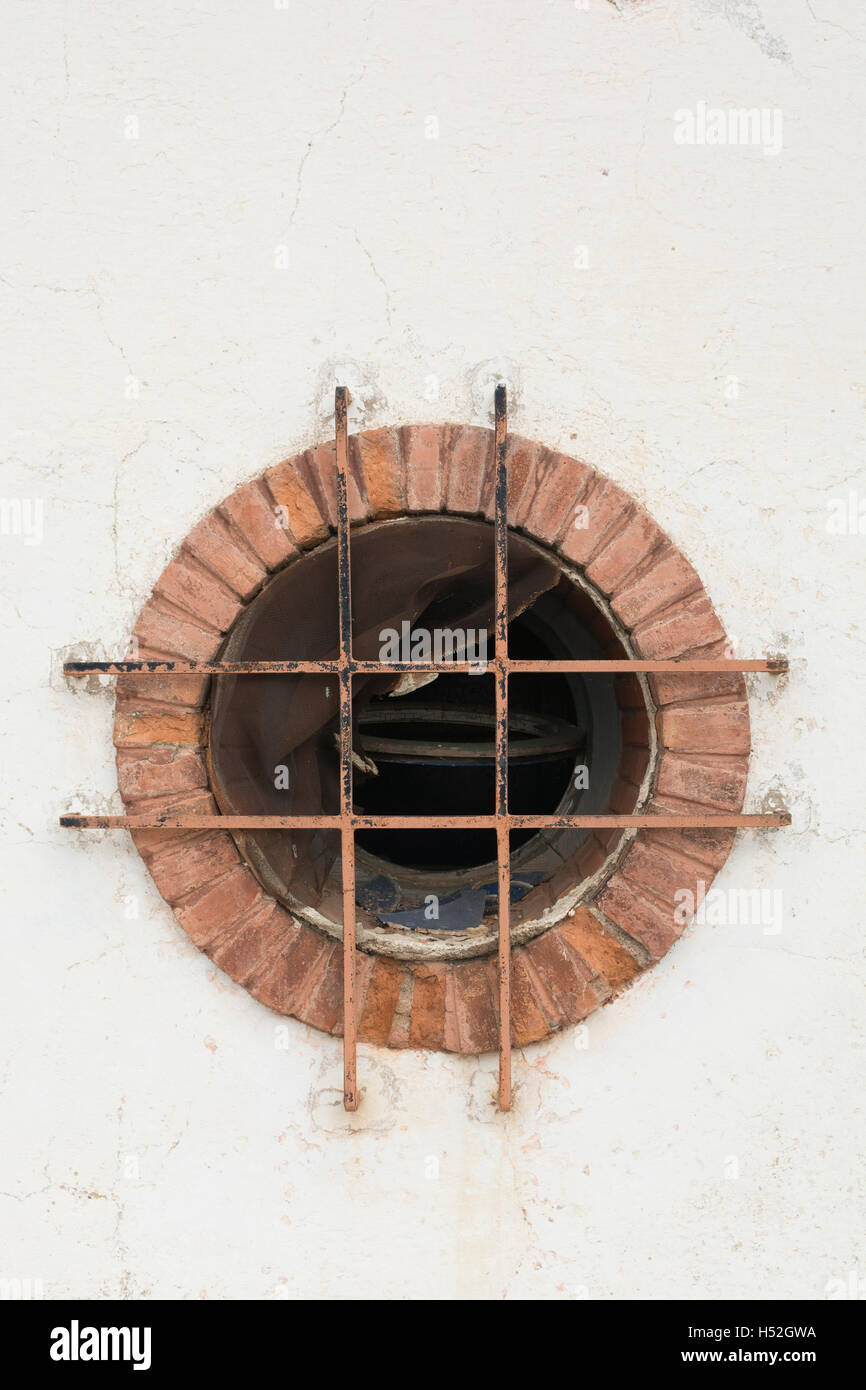 Round brick window Stock Photo - Alamy