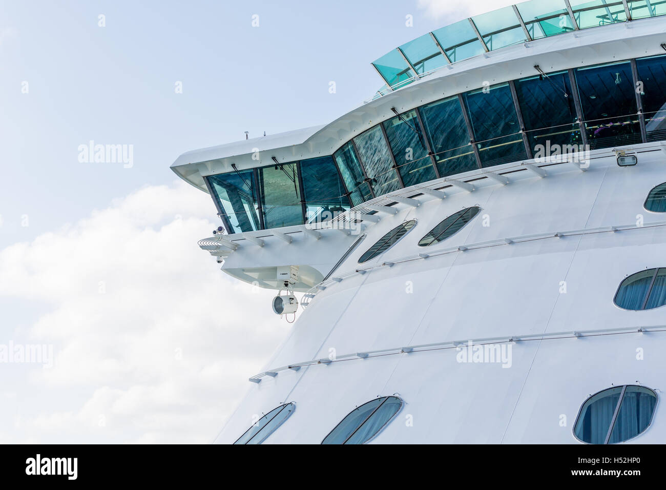 Navigation bridge hi-res stock photography and images - Alamy