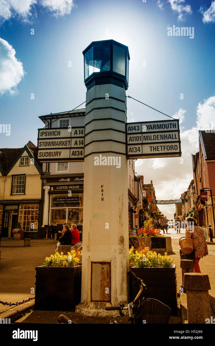 The Pillar of Salt traffic sign on Angel Hill in Bury St Edmunds ...