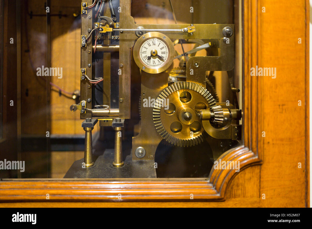 Master clock railway hi-res stock photography and images - Alamy