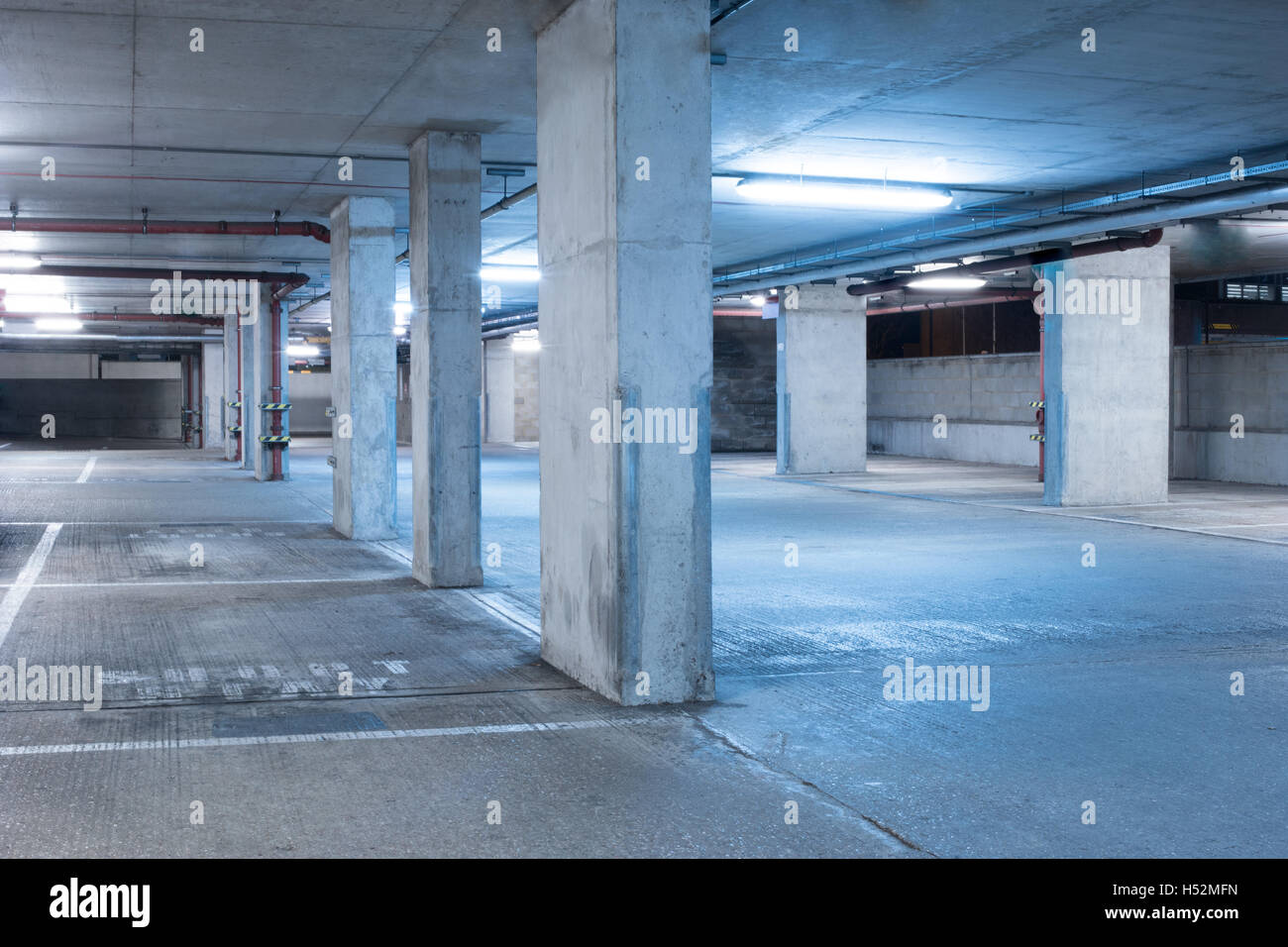 Empty Concrete Car Park Inside the Building Stock Photo - Alamy