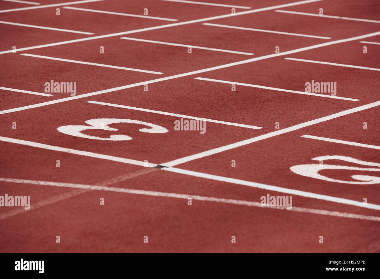 Tartan track with number three hi-res stock photography and images - Alamy