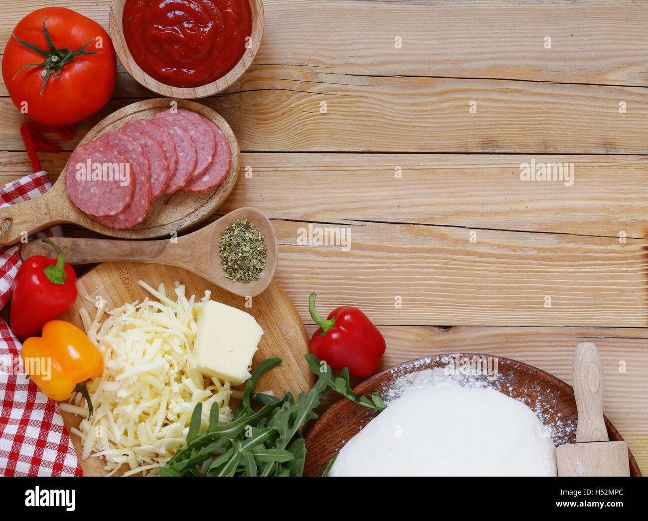 dough, tomato sauce, cheese, sausage - the ingredients for pizza Stock ...
