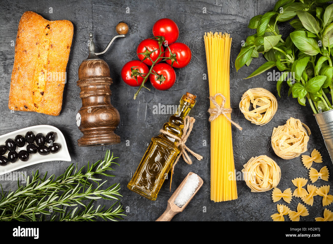 Italian food ingredients Stock Photo - Alamy