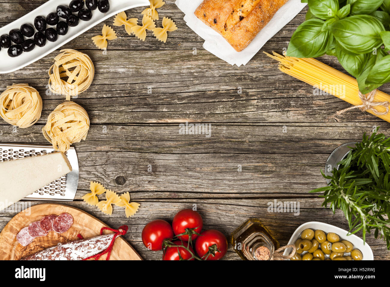 Italian food ingredients Stock Photo - Alamy