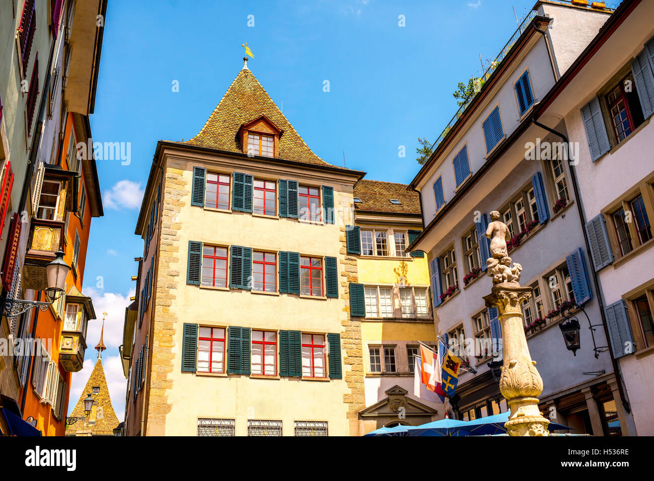 Zurich old town hi-res stock photography and images - Alamy